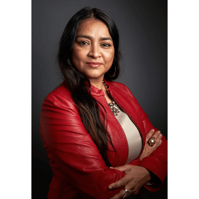 Vote for Monica Kumar by eWOW | Verix